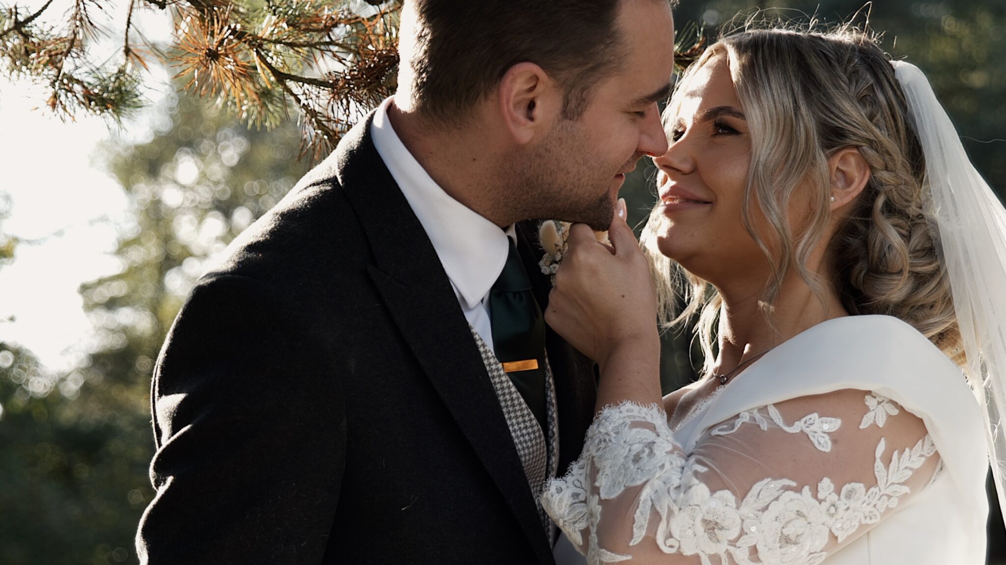 Sofia + James – Brooks Studios